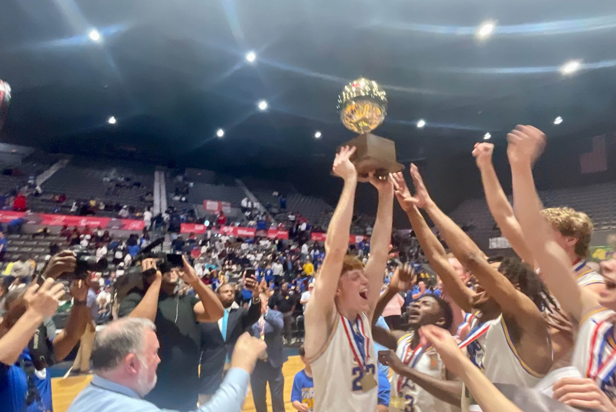 Coach Michael Smith makes history, first coach to win back-to-back ...